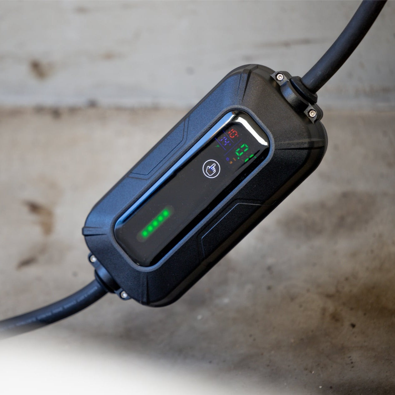 Open media 6 in modal